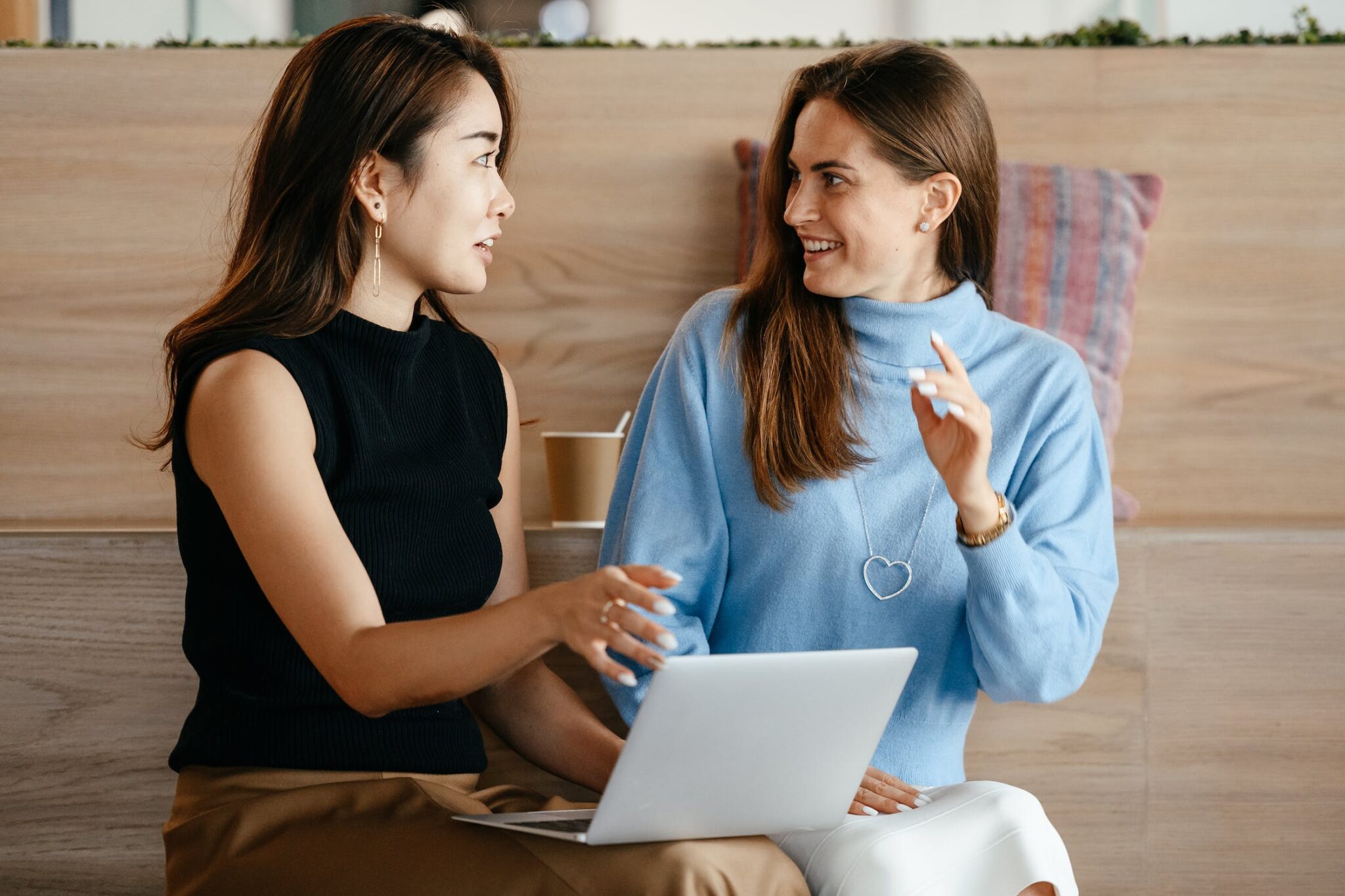 PROFESSIONAL ENGLISH SPEAKING COURSE - Affluent English